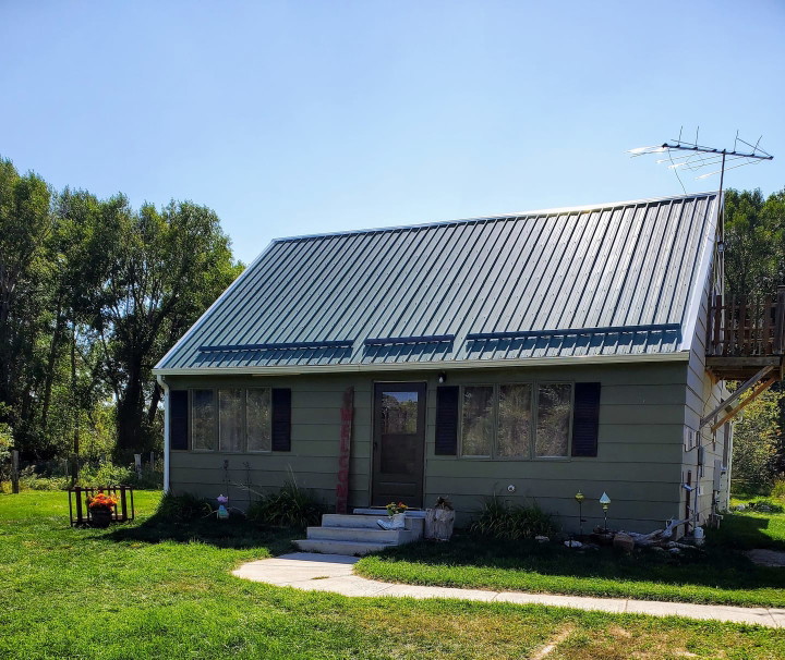 Renovated Rustic Home-weekly/ Monthly Discounts - Montana