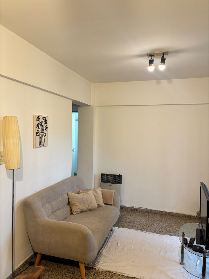 Departamento Amoblado, En Centro - San Juan, Argentina