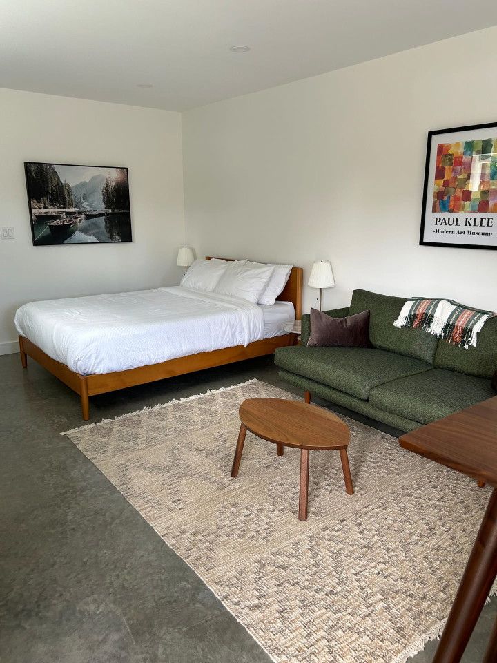 The Hideout - Ucluelet