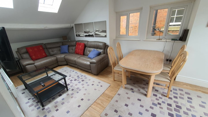 Malvern Hills Retreat | 2br | Heart Of Town - Malvern