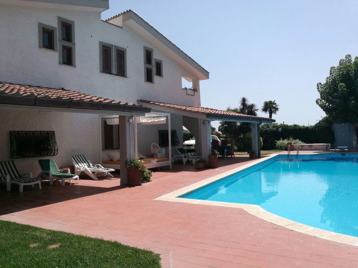 Villa C/piscina 100mt Dal Mare Roma G - Cerveteri