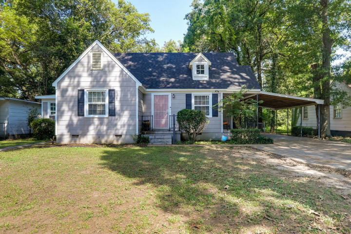 Updated North Greenwood Cottage < 1 Mi To Dtwn! - Greenwood, MS