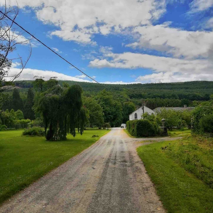 Unique Large Farm Hse (For 12) In A Beautiful Area - Clonmel