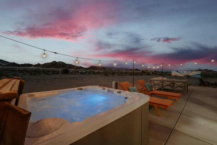 Stargazing Retreat, Privacy On 5 Acres! Hot Tub - California