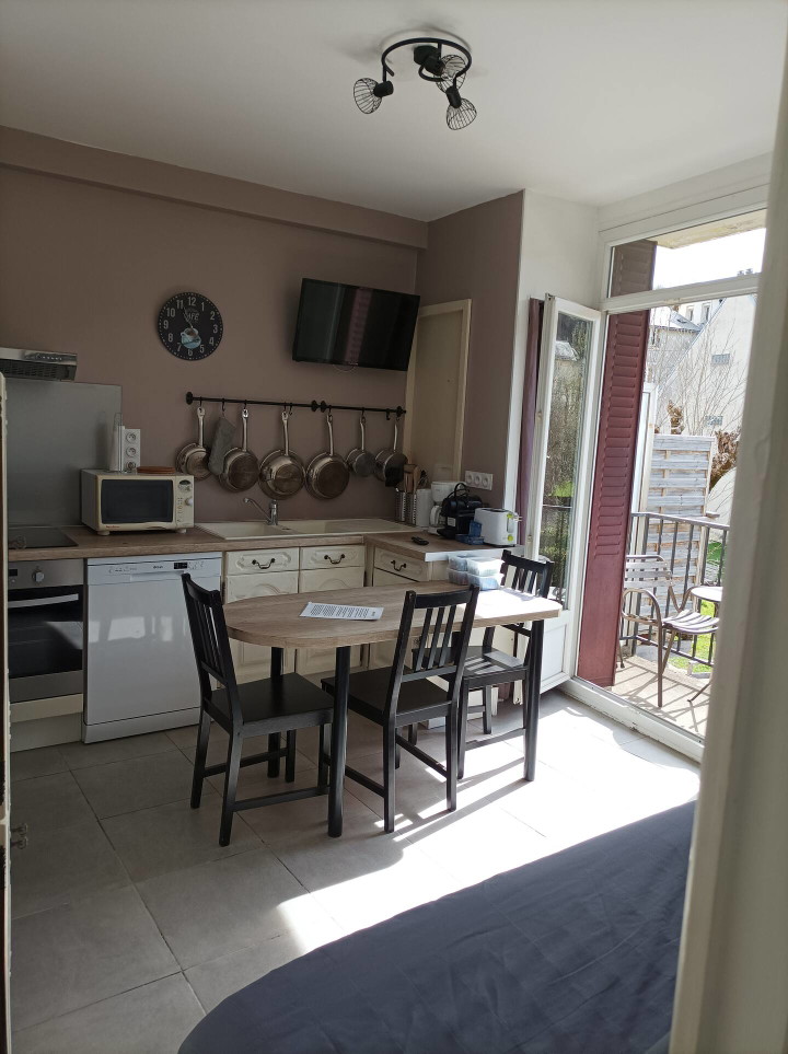 Meublé 2 Chambres Refait Proche Du Centre Ville - Puy de Sancy