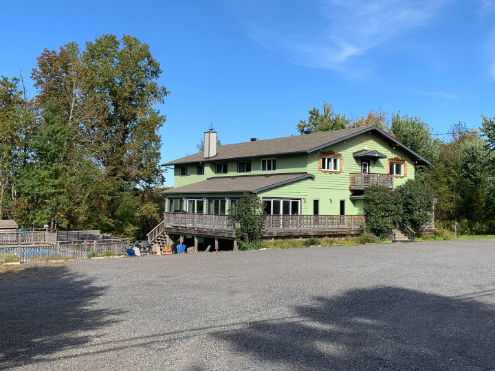 Chalet Camp De Base Sutton. - Sutton