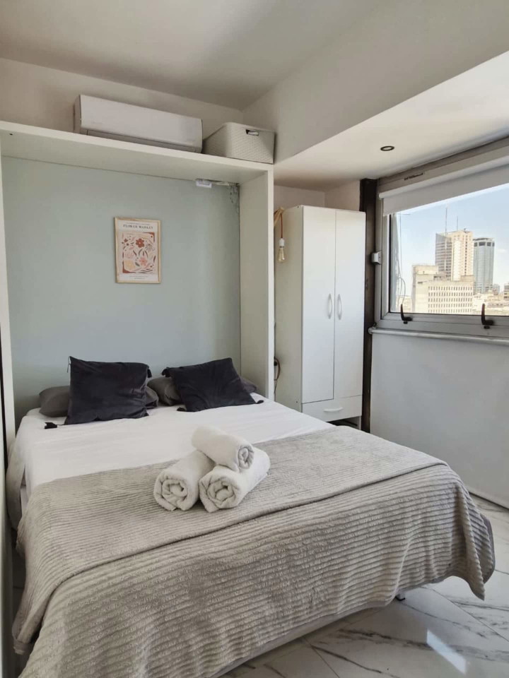 Small Studio With Iconic View - Buenos Aires