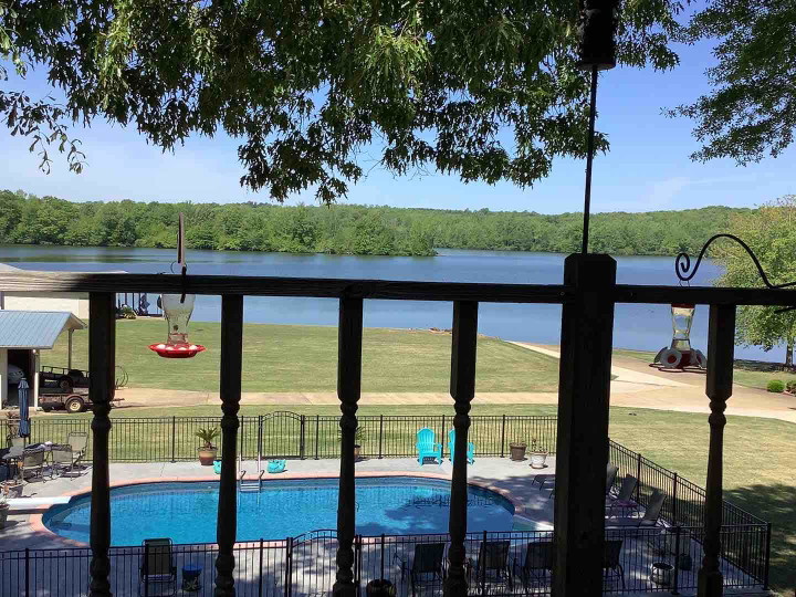 Lake House On Pine Lake - Tennessee