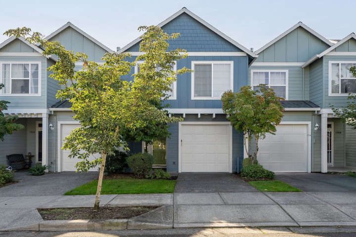 Modern Comfort | Next To Nike, Intel, Tektronix - Beaverton, OR