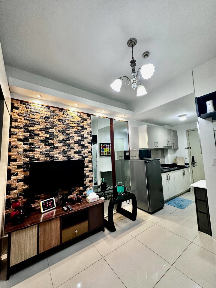 Jazz Residences Tower B 1710 Cbd Makati City Ph - Makati