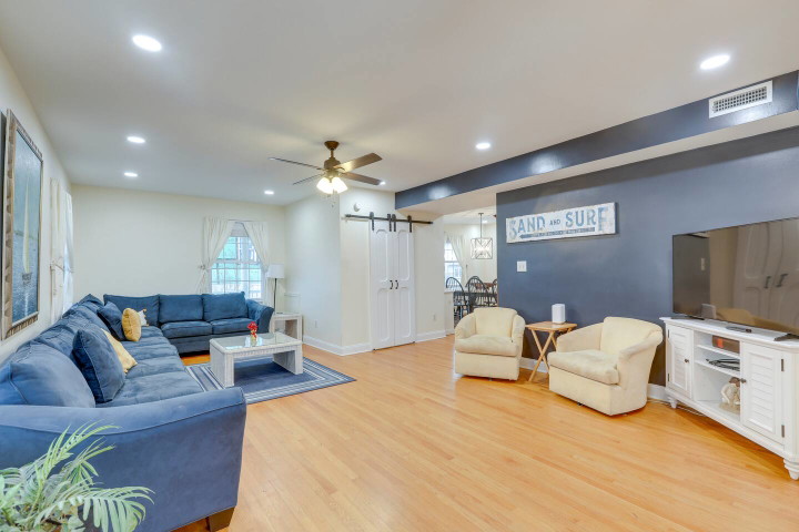 < 1/2 Mi To Boardwalk: Roomy Wildwood Retreat! - New Jersey