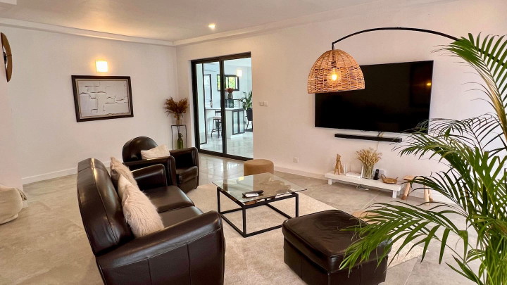 Baie Des Amours・ F5 By Standing + Spa In Biétry - Abidjan