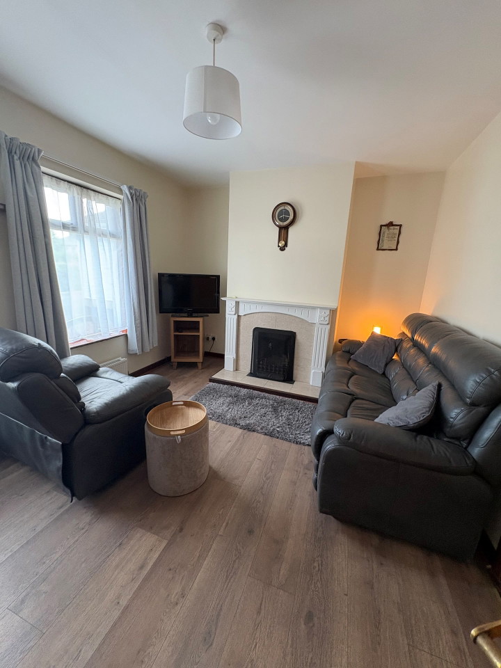 2 Bedroom Ground Floor Accommodation - Buncrana