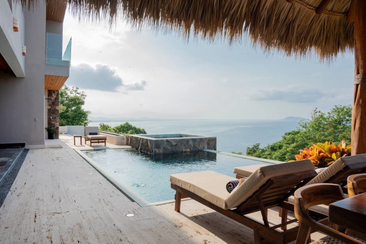Casa Los Olivos | Luxury, Chef & Ocean Views - Zihuatanejo