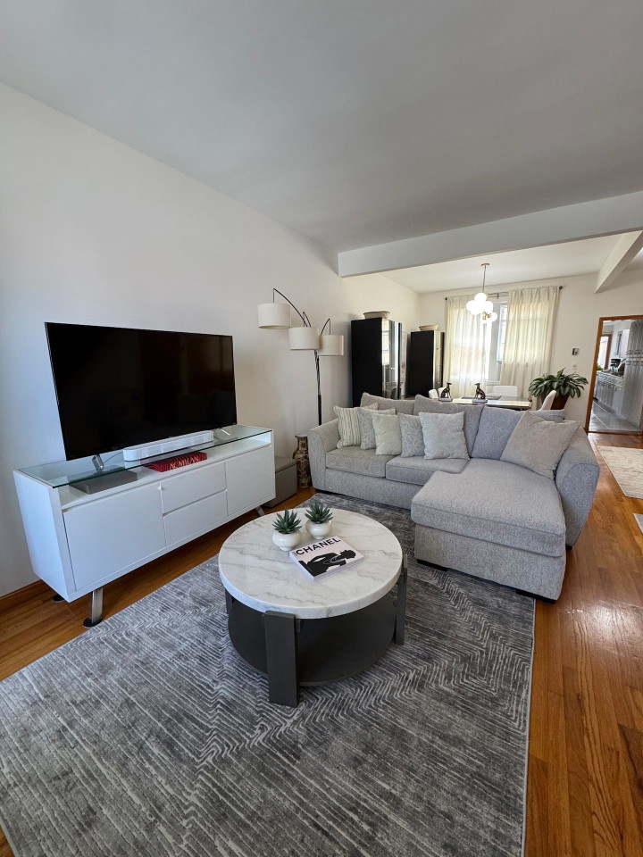 Classic Bayonne Row House - Bayonne, NJ