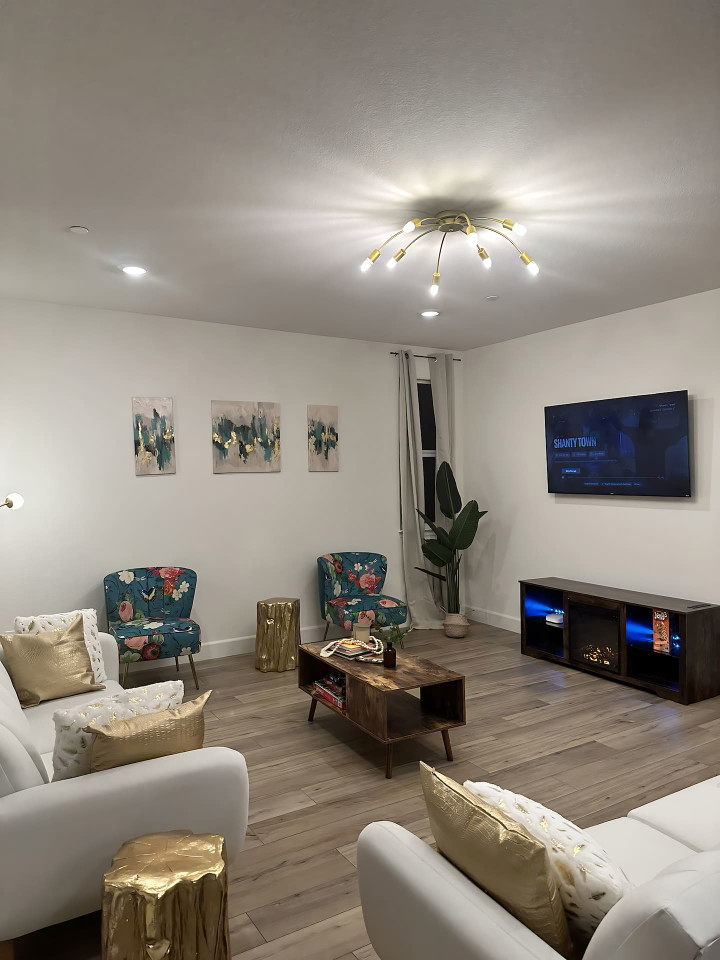 Roseville Smart Home | 5br Cinema + Game Rm - Roseville, CA
