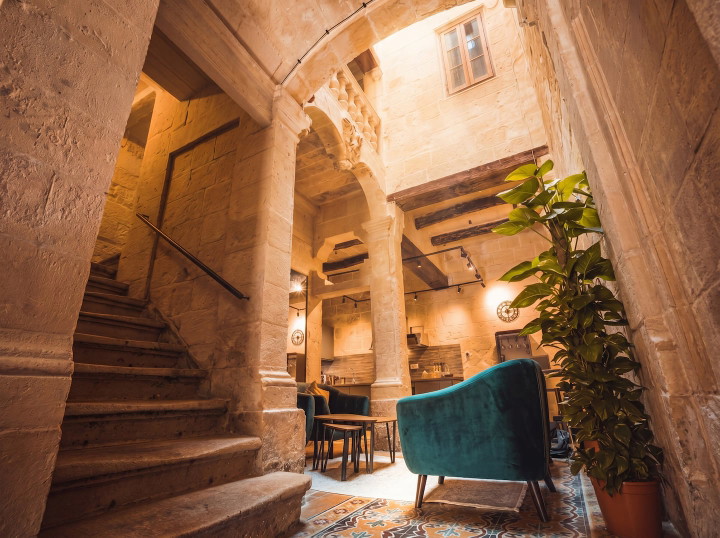 Palazzino Valentina  Your 1500s Palazzo + Jacuzzi - Valletta