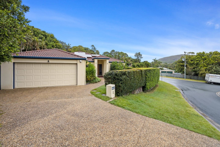 Yaroomba Home Close To Beach, Rainforest And Golf. - Coolum Beach