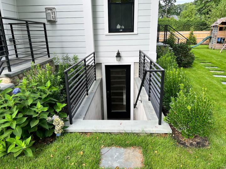 Modern Farmhouse Suite In Historic Lexington - Waltham, MA