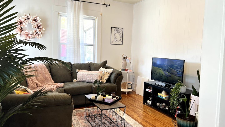 Retreat To A Beautiful 3 Bed, 1.5 Bath Home Utica - Utica, NY