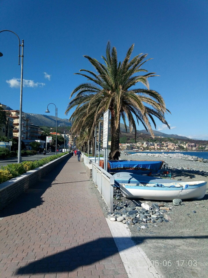 Appartamento A 30 Mt Dal Mare Terrazzo  Vista Mare - Cogoleto