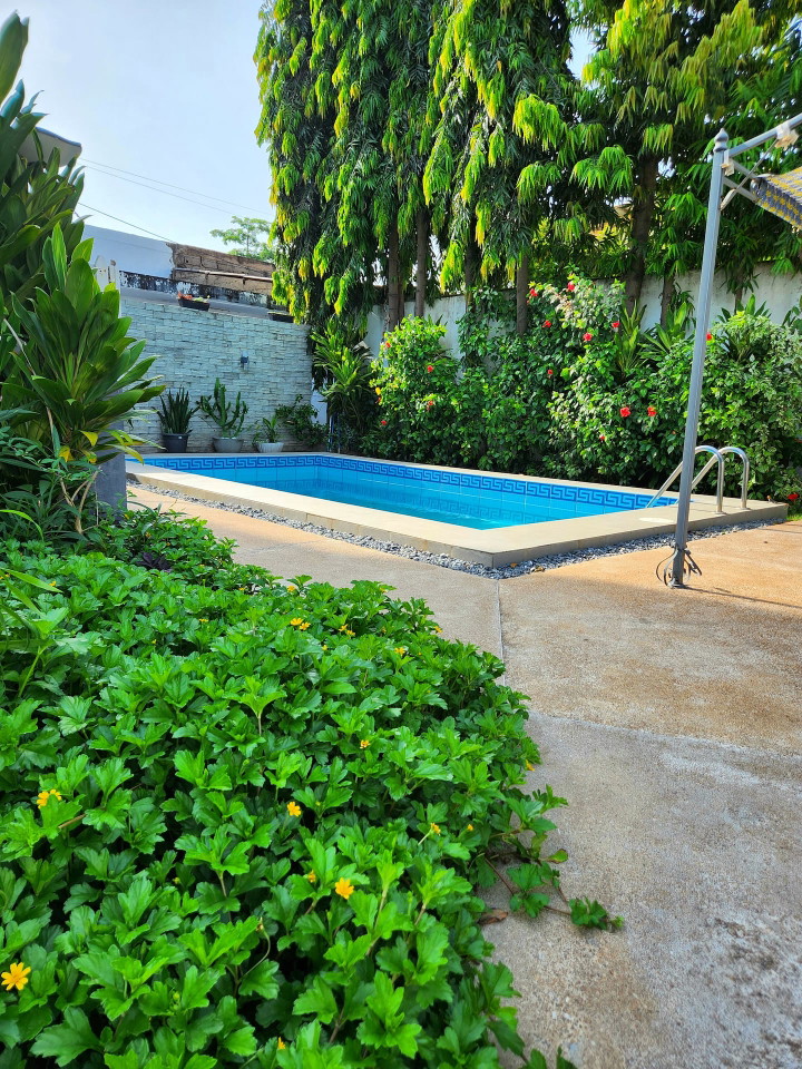 Escapade Dans Un Jardin Avec Piscine - Togo