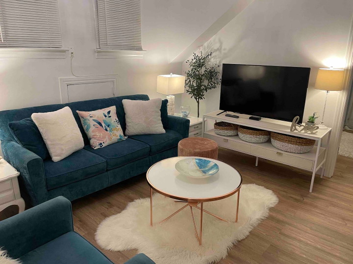 Stunning Two Bedroom Apartment Awaits You ! - Thunder Bay