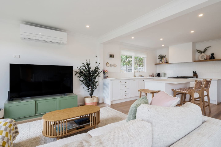 Hamptons On Healesclassic Beach House Charm - Mount Martha