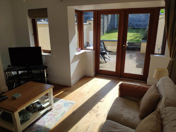Westport Home - 2 Bed - Parking, Patio & Garden - Westport