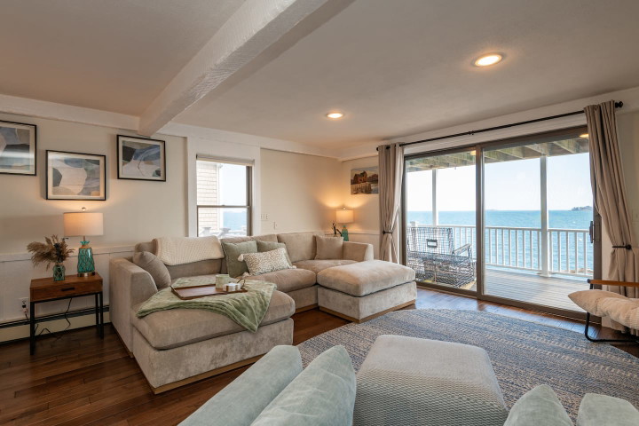 The Salem Sail Loft - An Ocean View Escape - Beverly, MA