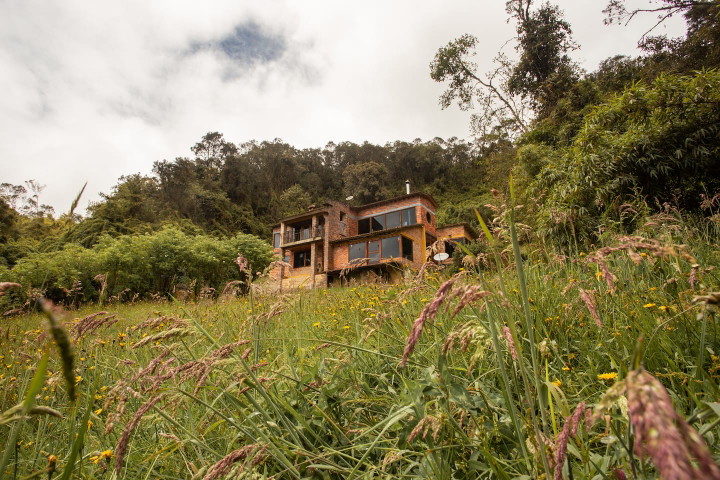 House Surrounded By Nature - Bogota