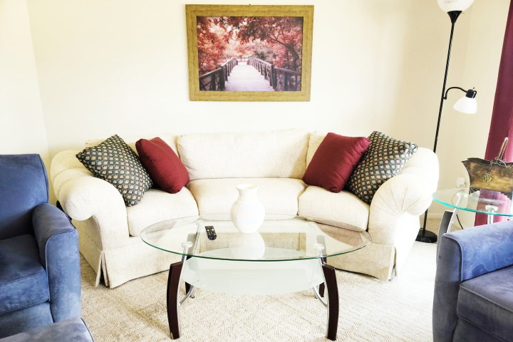 Tulip - 7 Beds, 2 Bath, 5 Bedrms- Sleeps 7+ - Defiance Ridge Vineyards, Defiance