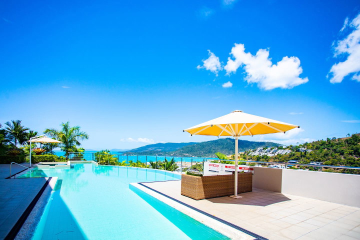 Seaviews At Searene, Modern, Pool + Free Wifi - Airlie Beach