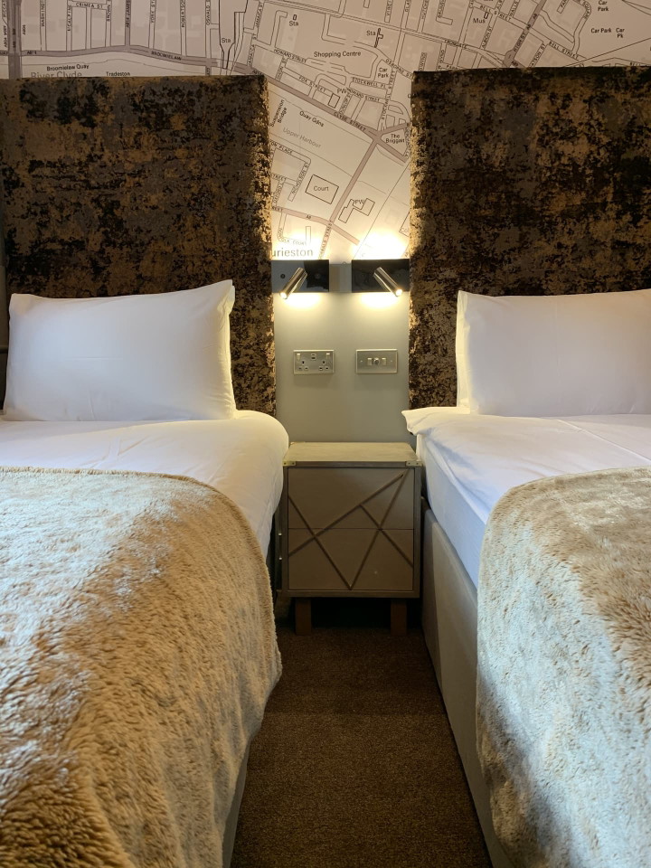 Twin-sdb Privée Avec Douche - Glasgow
