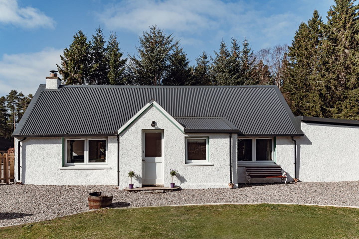 Cosy Cottage Getaway In Nethy Bridge, Cairngorms - United Kingdom