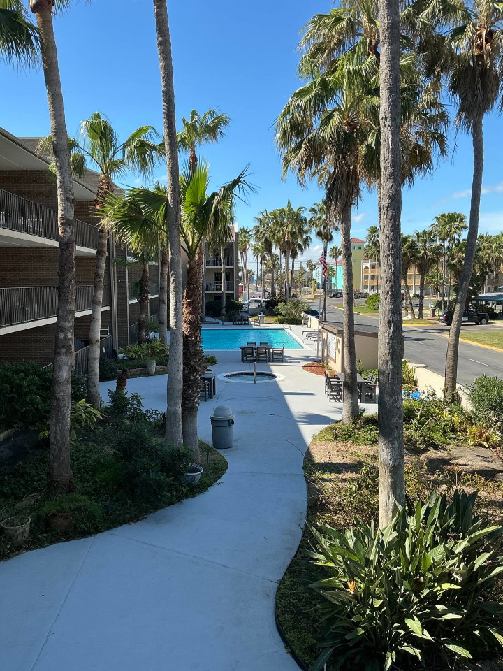 2/2, Beautiful,2 Minutes Walk To The Beach,wi-fi! - South Padre Island