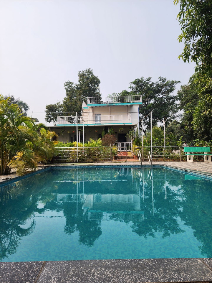 Serene Getaway With Karaoke Lounge ! Nandan Farms. - Vada