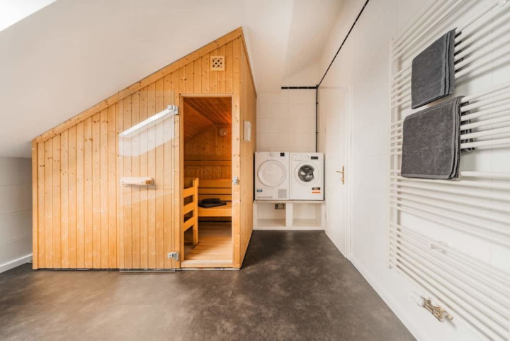 Quiet Penthouse Apartment W Sauna - Wiedeń