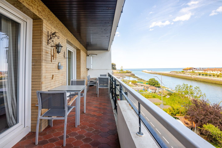 Precioso Apartamento En Mutriku-deba
Ess03089 - Deba
