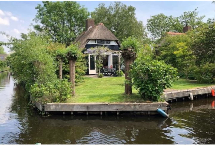 Wonderful Cottage In The Lee Of Picturesque Giethoorn - Giethoorn