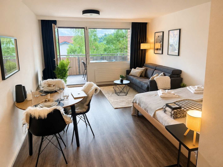 Book2stay: Retro-alpin Studio Avec Balcony - Laax