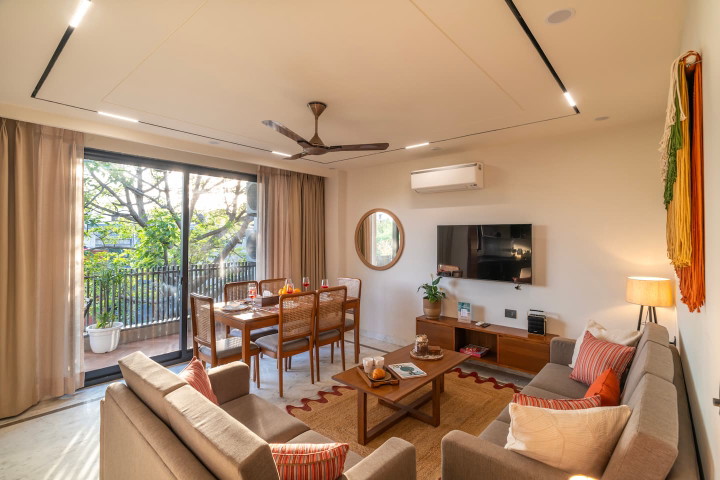 New 3 Bhk Luxury Apt In Gk 1- Ac, Kitchen, Parking - Delhi