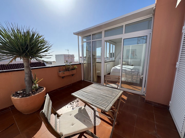 ÁTico Con Terraza Al Aire Libre En La Laguna. - Tenerife