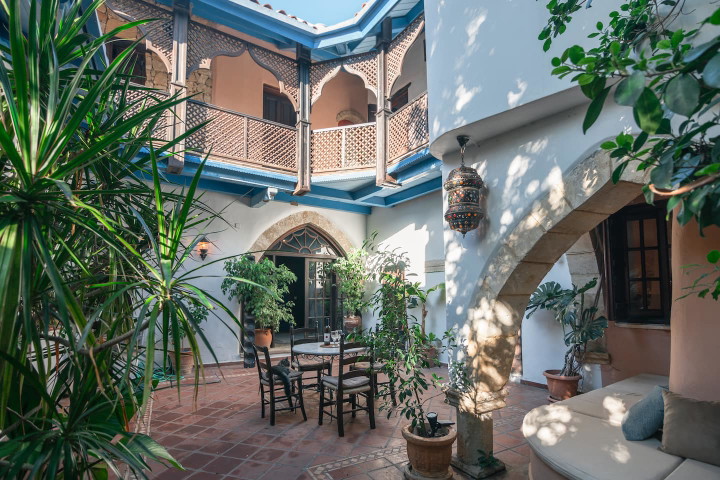 The Grand Ottoman House, City Centre. Ps5! - Girne