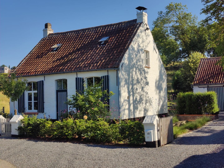 House On The Waterfront (10p.) - Oudenaarde