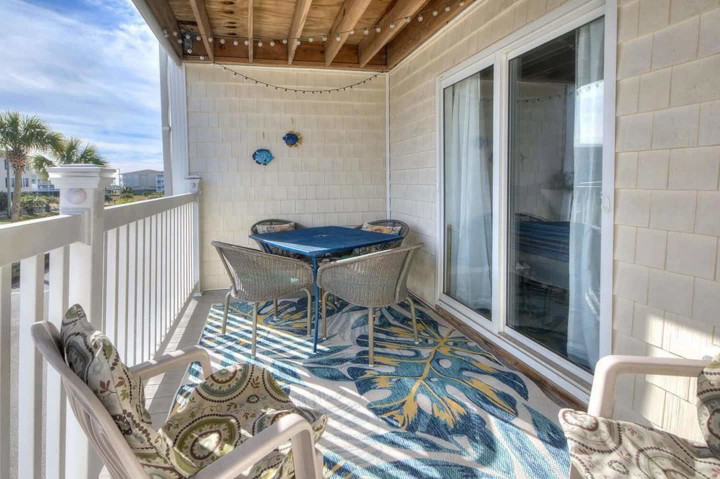 Oak Island's Oceanview Sweet Retreat For 8! - Oak Island, NC