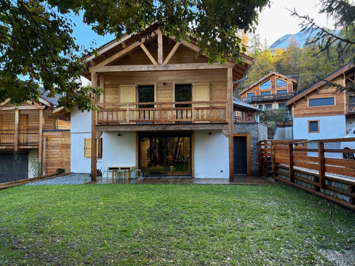Chalet Lorres Des Alpilles Domaine Du Loup Blanc - Les Orres