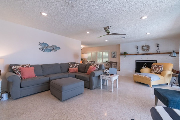 4br Waterfront Retreat W/ Pool & Tiki Bar - Cocoa Beach, FL