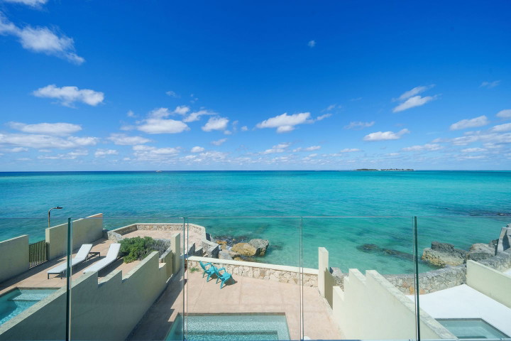 3br Oceanfront Home + Pool + Beach | Car Included - The Bahamas