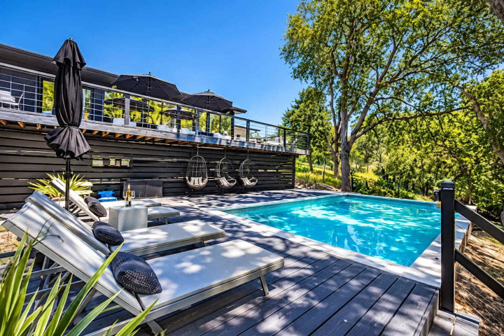 Lake Views | Pool | Fire Pit | Bbq | Spacious Deck - Seguin